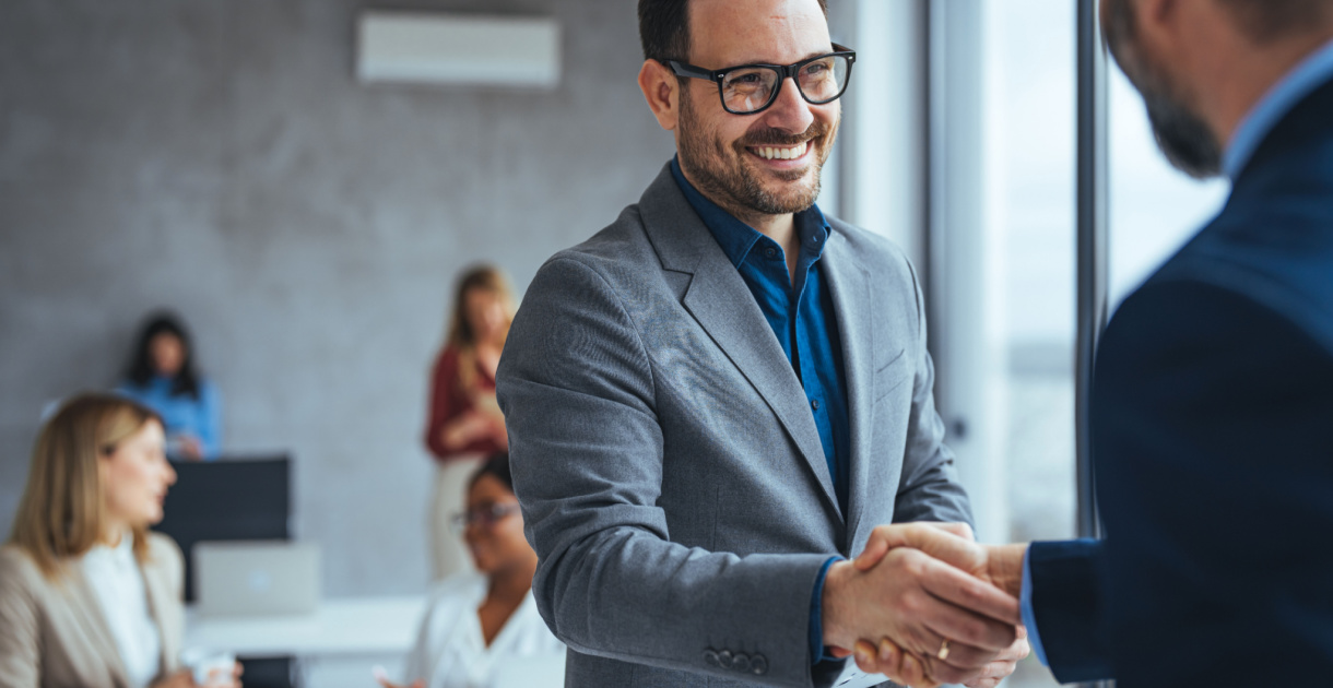 Los criterios de legitimidad en una negociación | Clase Ejecutiva UC